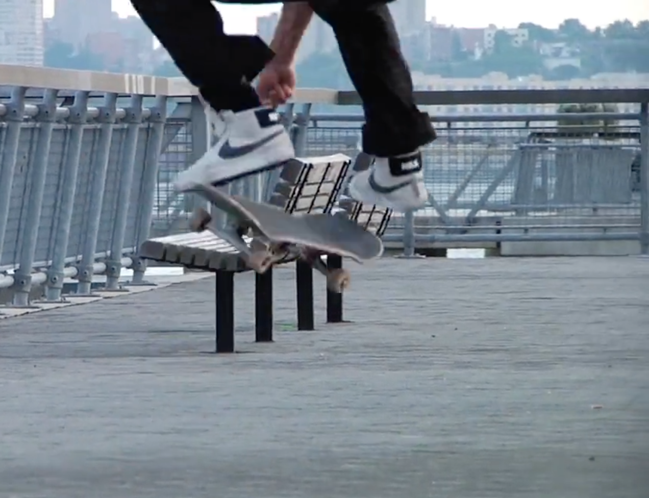 rack - Welcome Skate Store