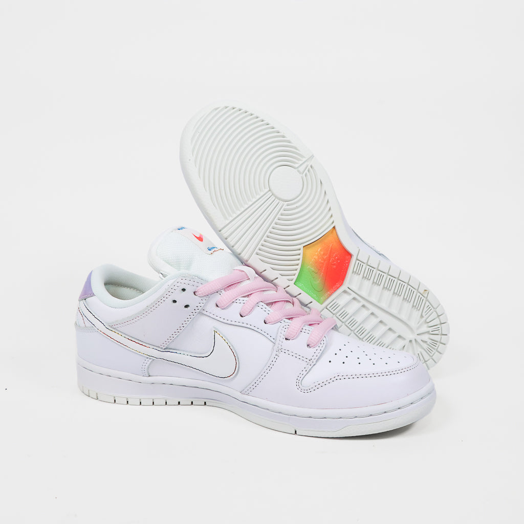 Nike SB - 'Be True' Dunk Low Pro Shoes (UK ONLY) - White / Summit Whit ...